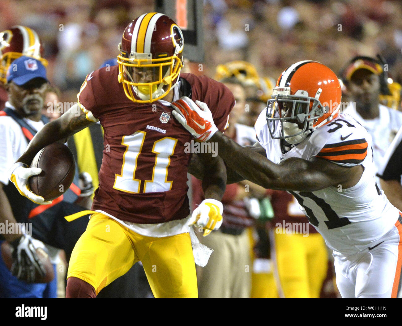 Donte Whitner Hit On Reggie Bush