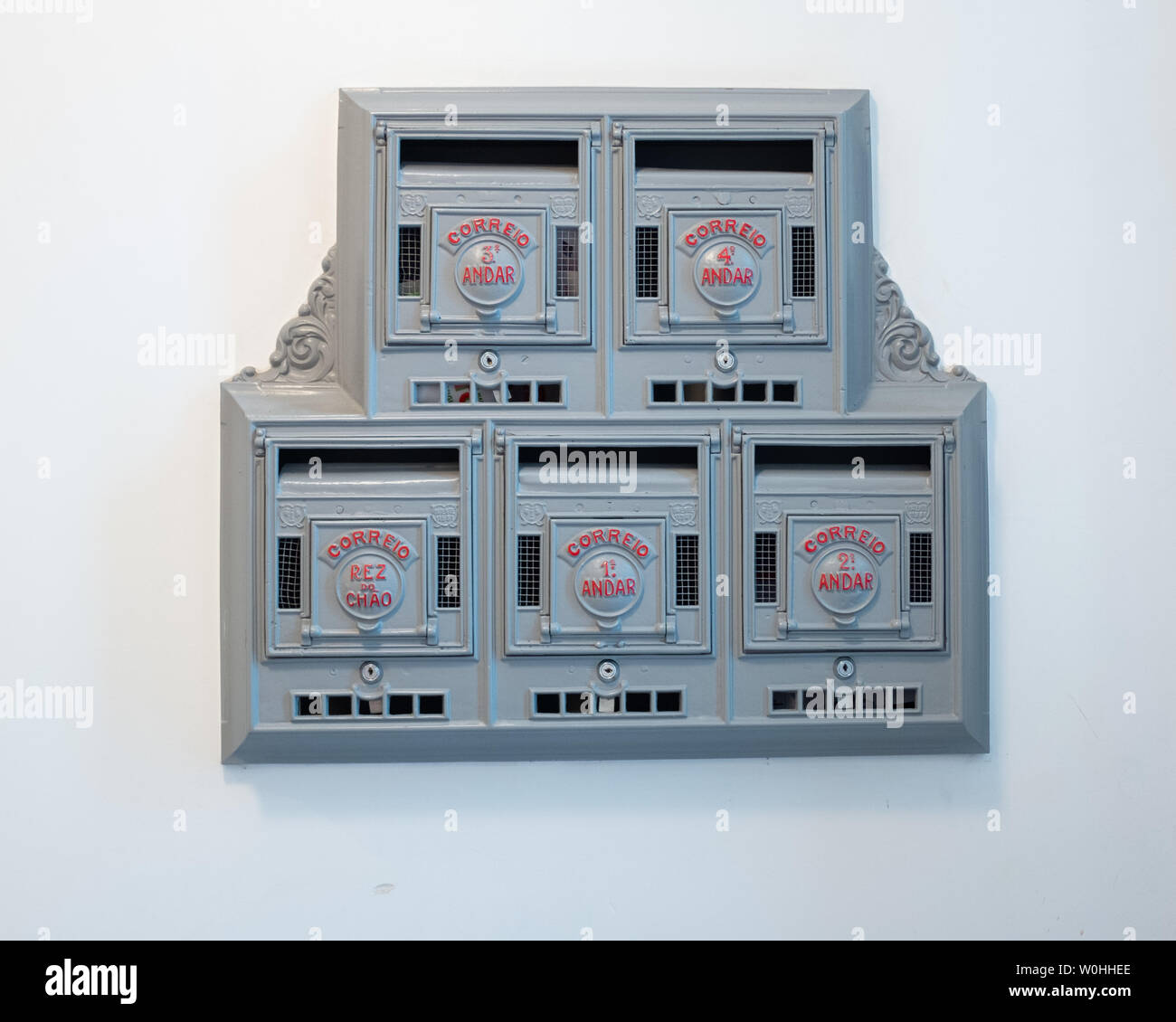 Mail post boxes in apartment hi-res stock photography and images - Alamy