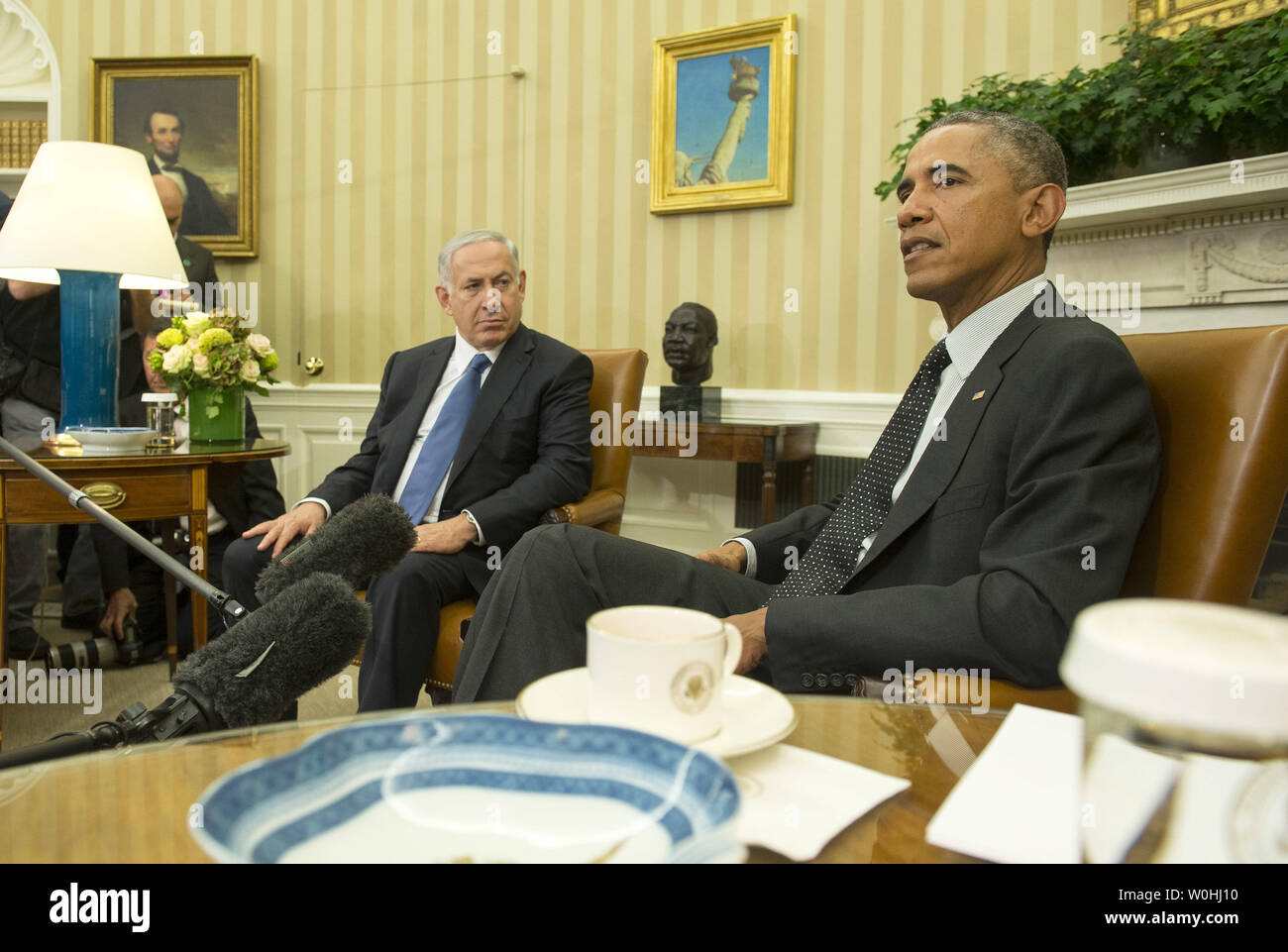 U.S. President Barack Obama meets with Israeli Prime Minister Benjamin ...