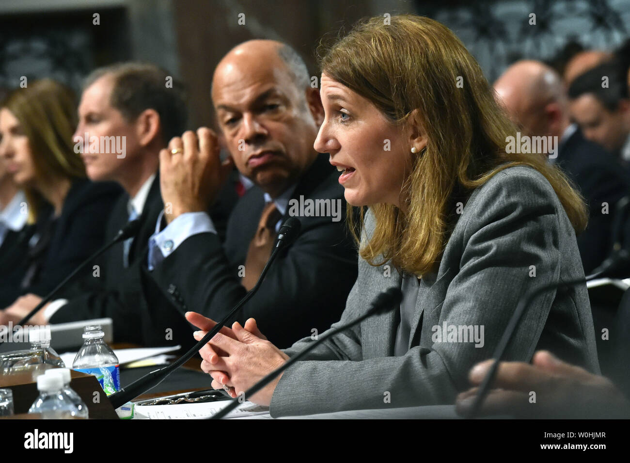 Department of health and human resources hi-res stock photography and ...