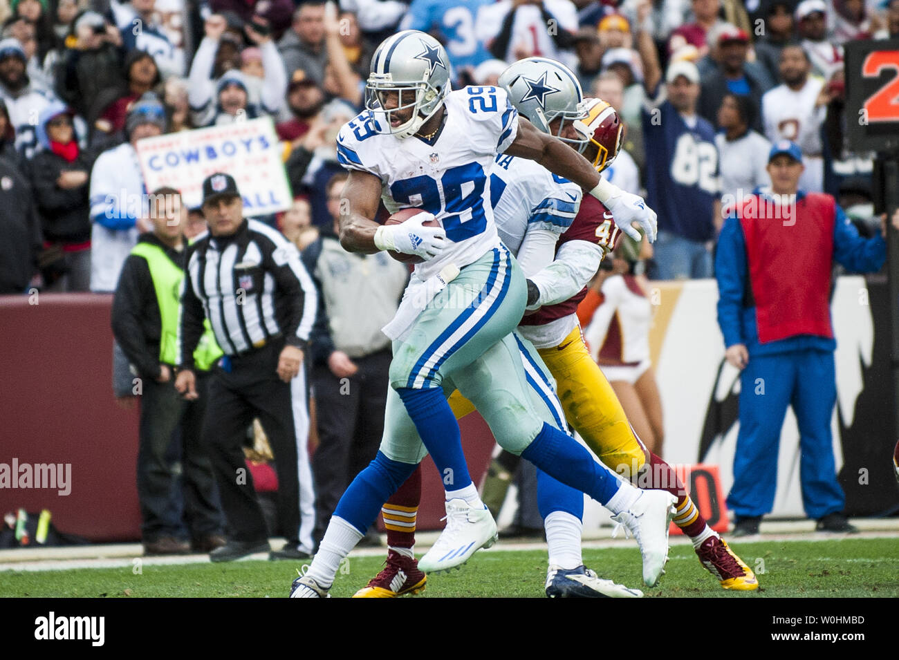Demarco Murray Jumps Over Defender