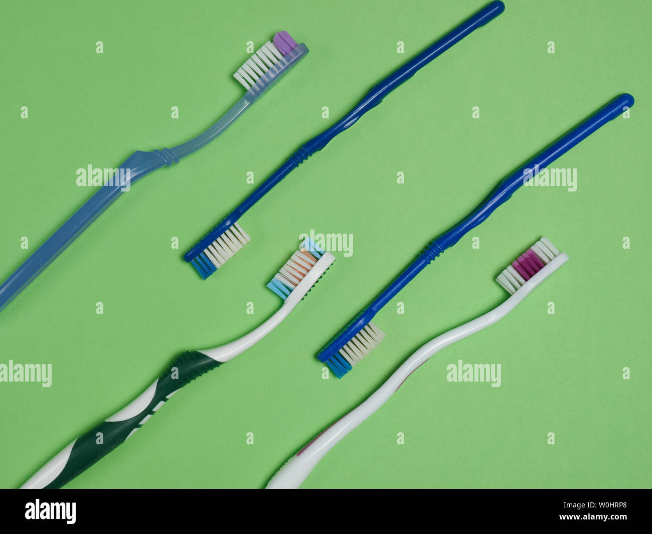 Toothbrushes dental hygiene hi-res stock photography and images - Alamy