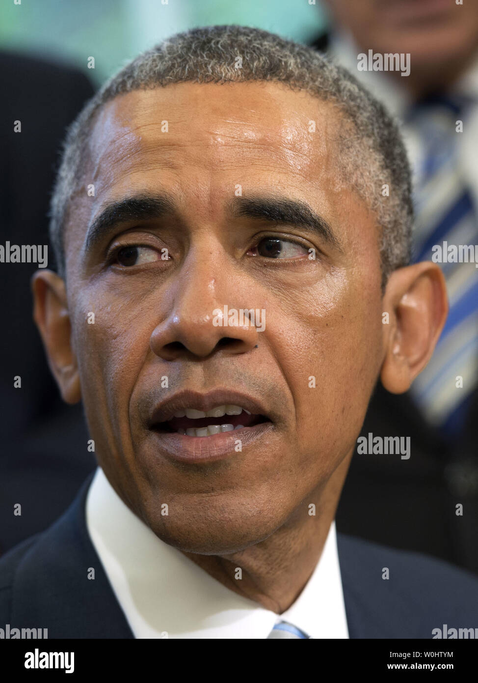 Disseminate hi-res stock photography and images - Alamy