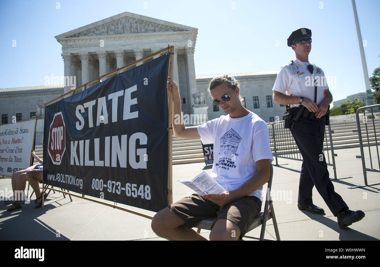 Botched execution hi-res stock photography and images - Alamy