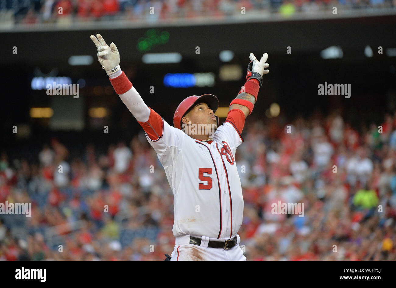 Washington Nationals third baseman Yunel Escobar celebrates after ...