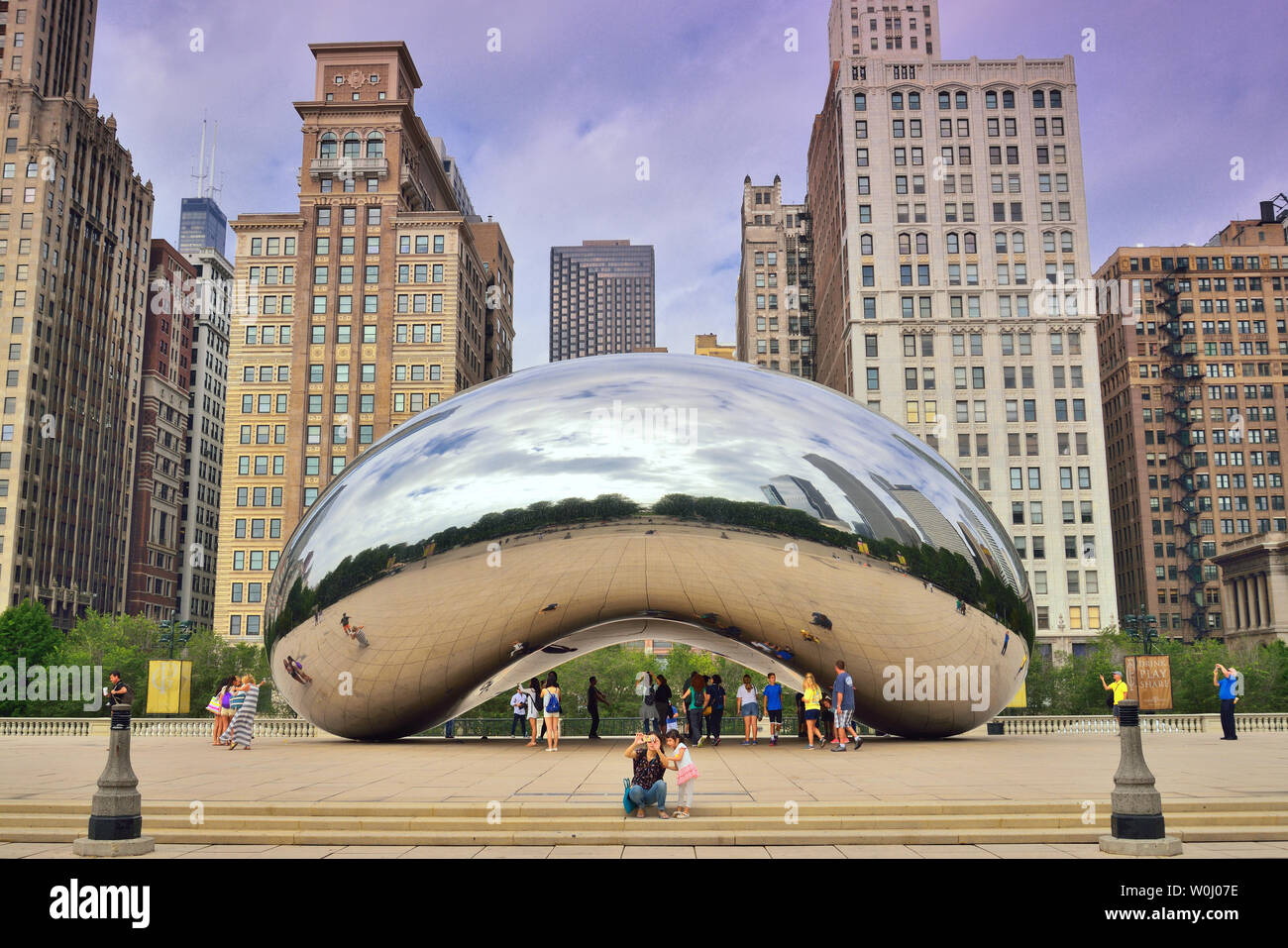 Chicago Cloud Gate Stock Photo - Alamy