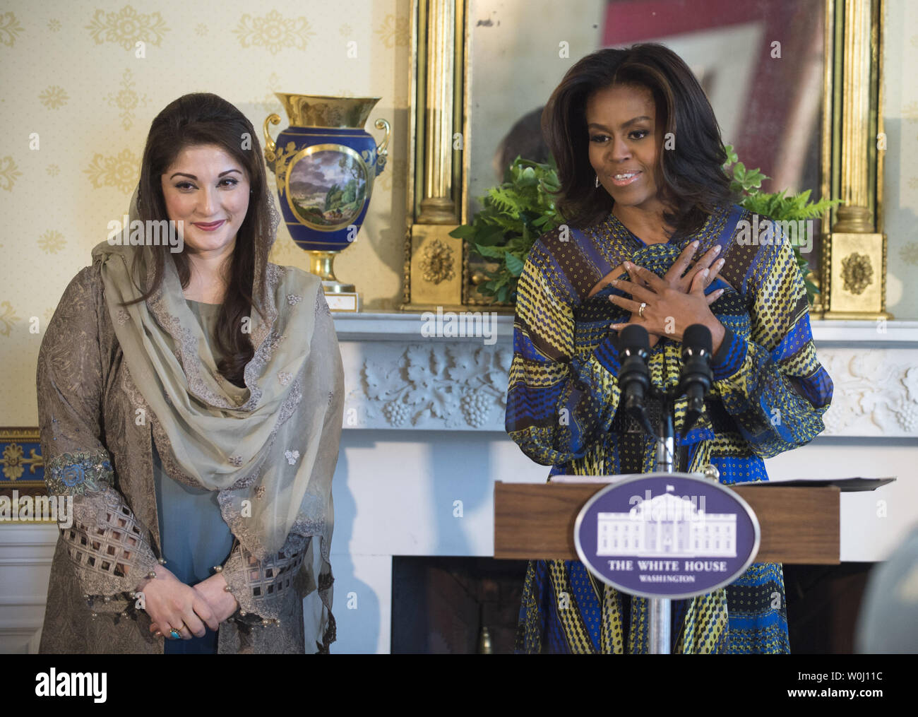 First Lady Michelle Obama makes a comment with Mariam Safdar, daughter ...