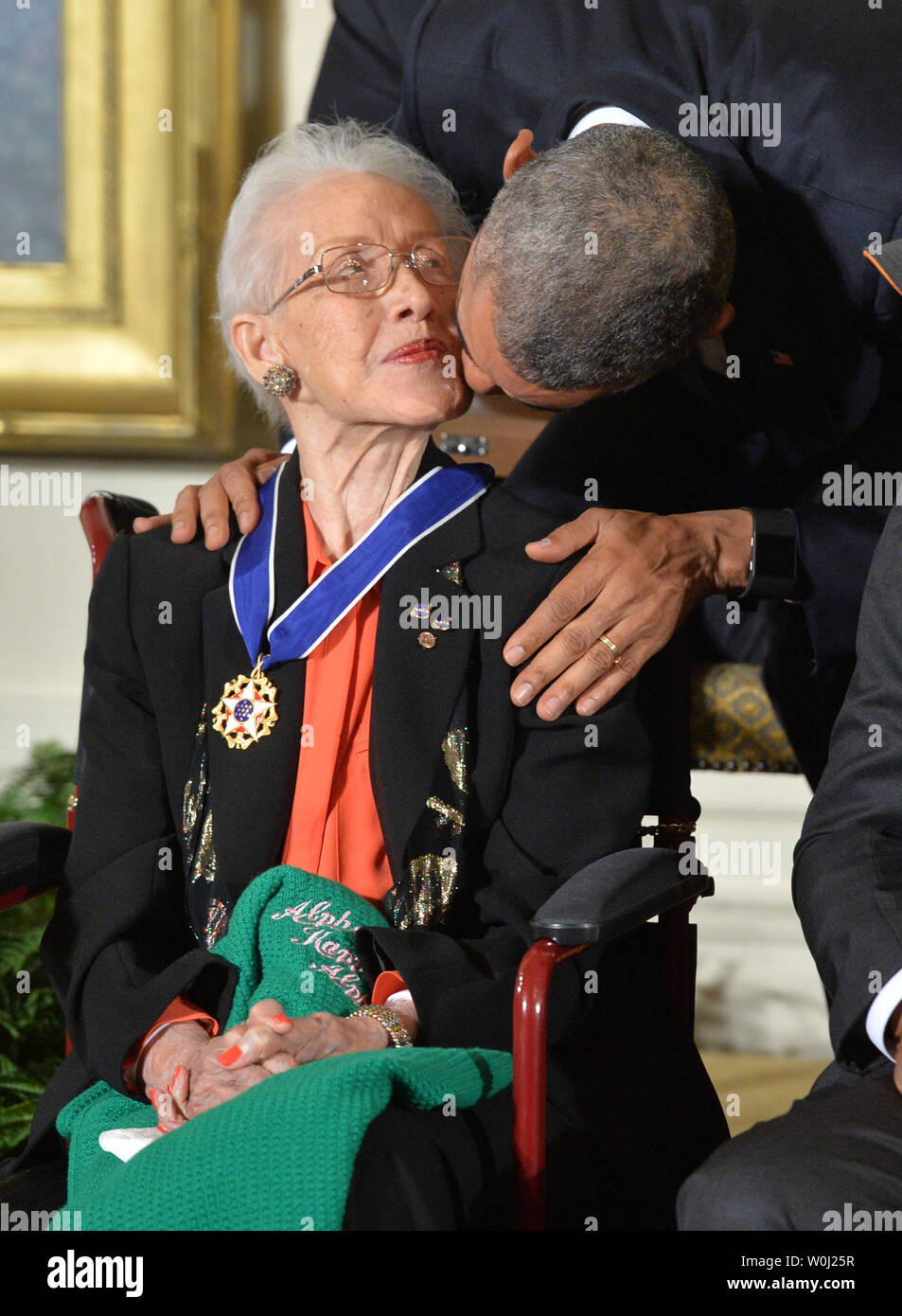 President Barack Obama awards the Medal of Freedom to NASA ...