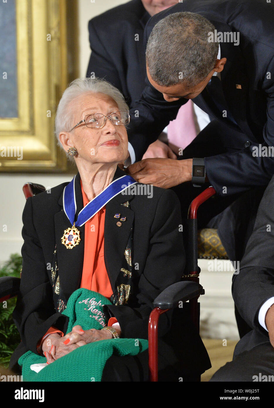 President Barack Obama awards the Medal of Freedom to NASA ...