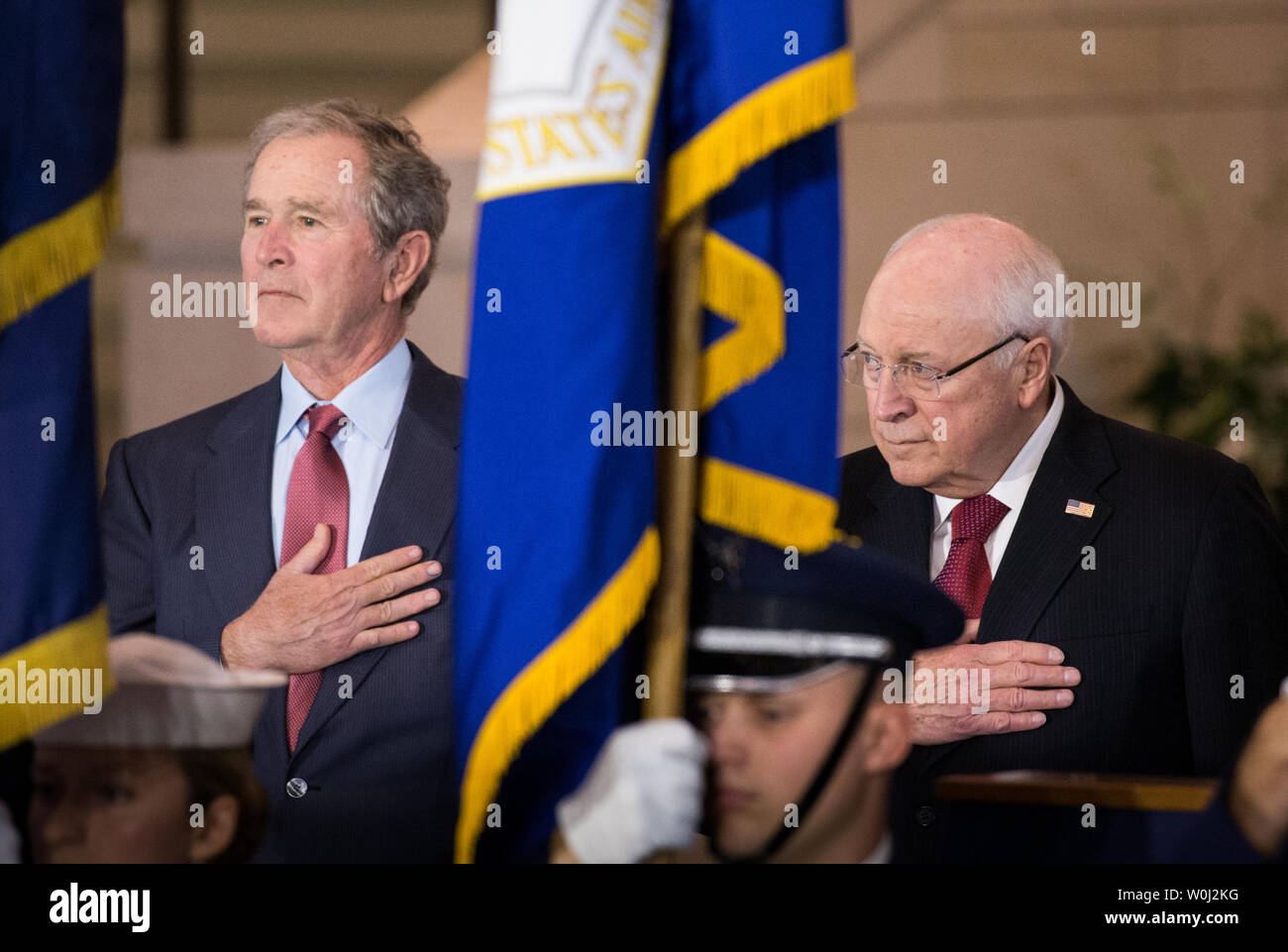 Former President George W. Bush and Former Vice President Dick Cheney ...