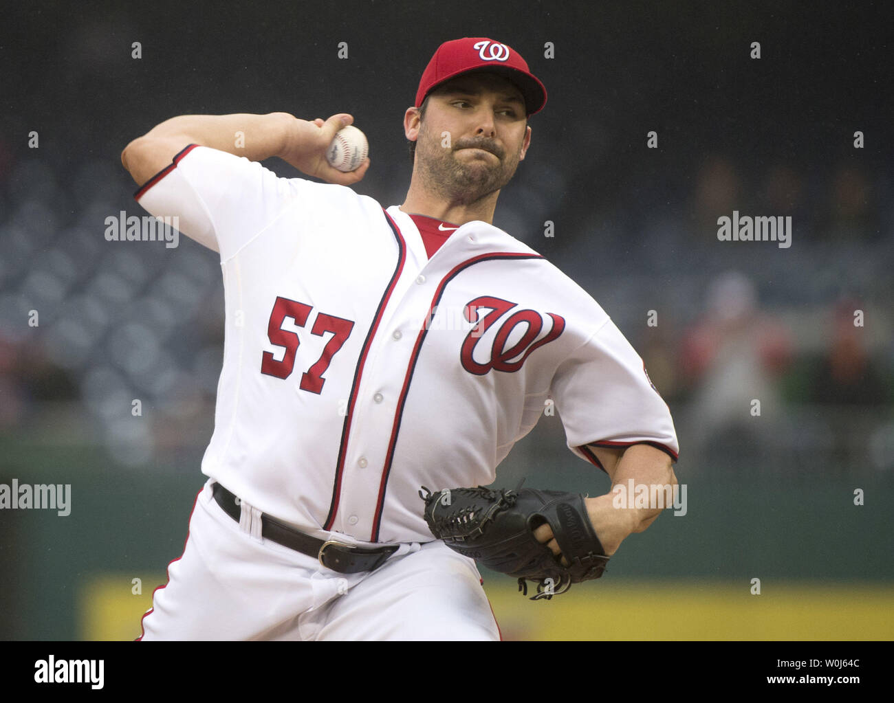 Washington Nationals starting pitcher Tanner Roark (57) pitches against ...