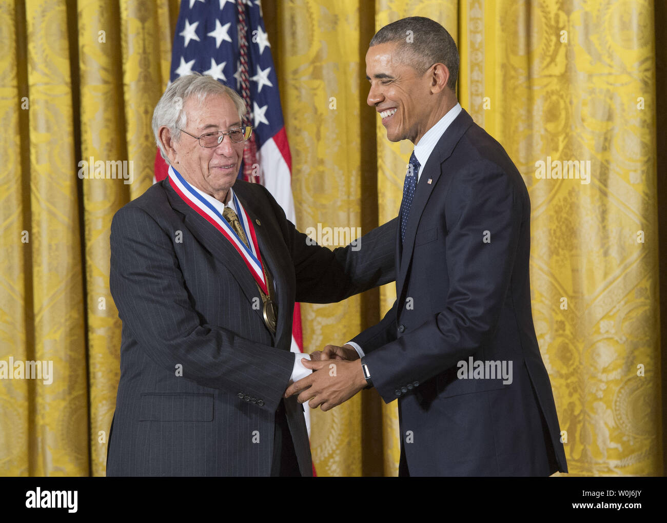 President Barack Obama awards the National Medal of Technology and ...