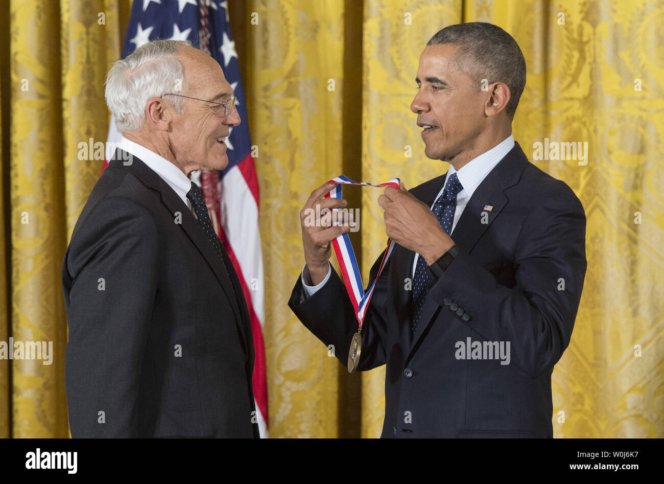 President Barack Obama awards the National Medal of Technology and ...