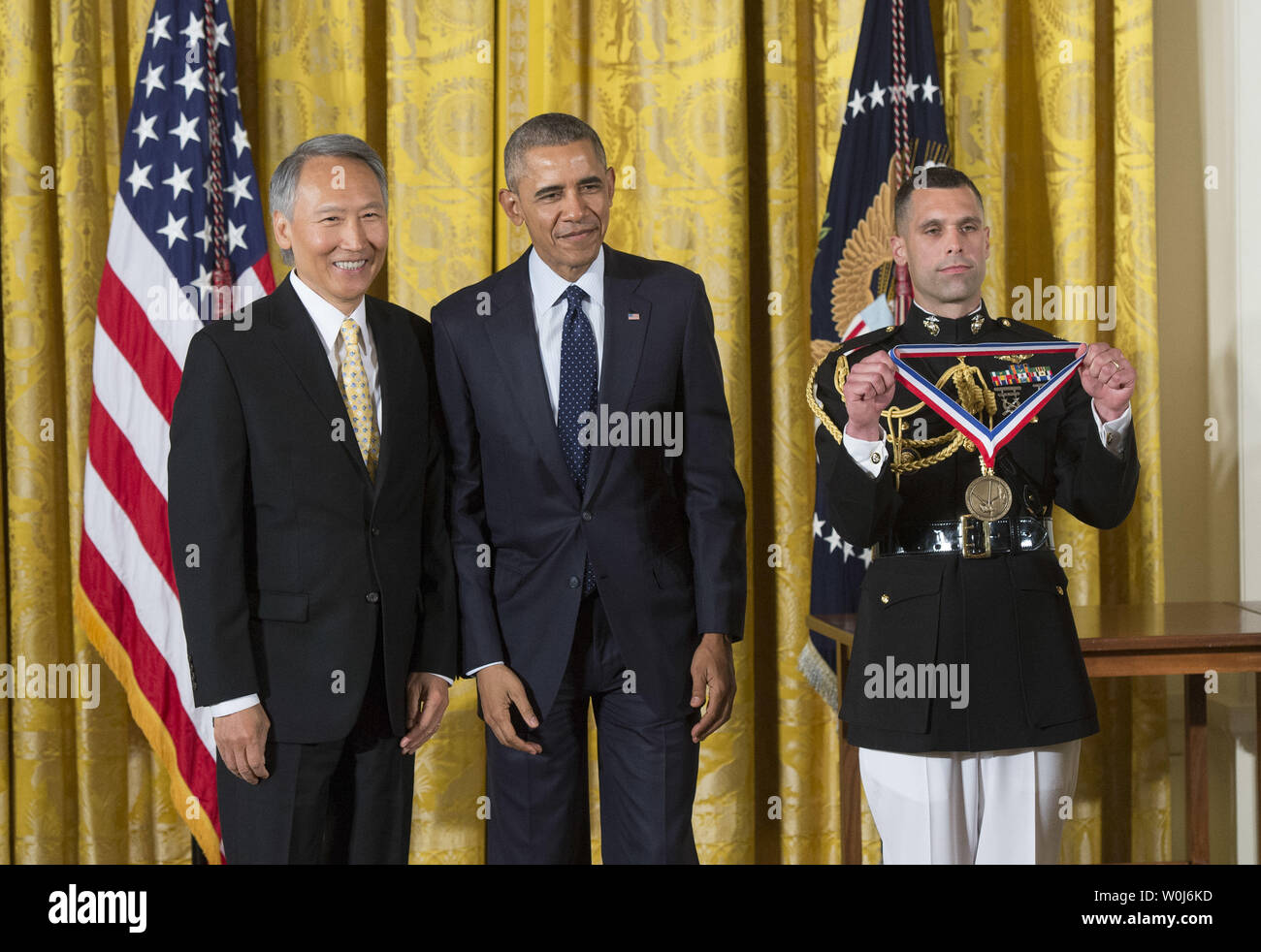 President Barack Obama awards the National Medal of Technology and ...