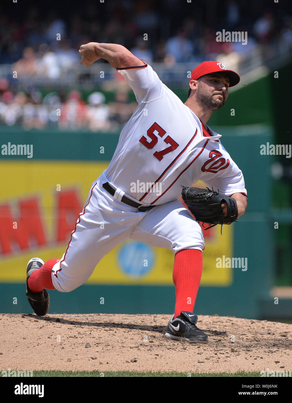 Washington Nationals starting pitcher Tanner Roark (57) pitches against ...