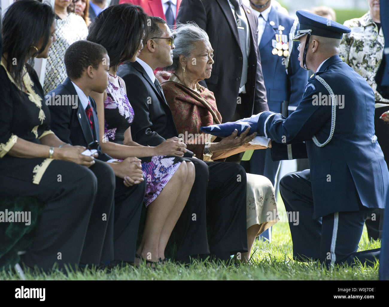 Nola Whitfield, the wife of U.S. Air Force 2nd Lt., Malvin Greston "Mal ...