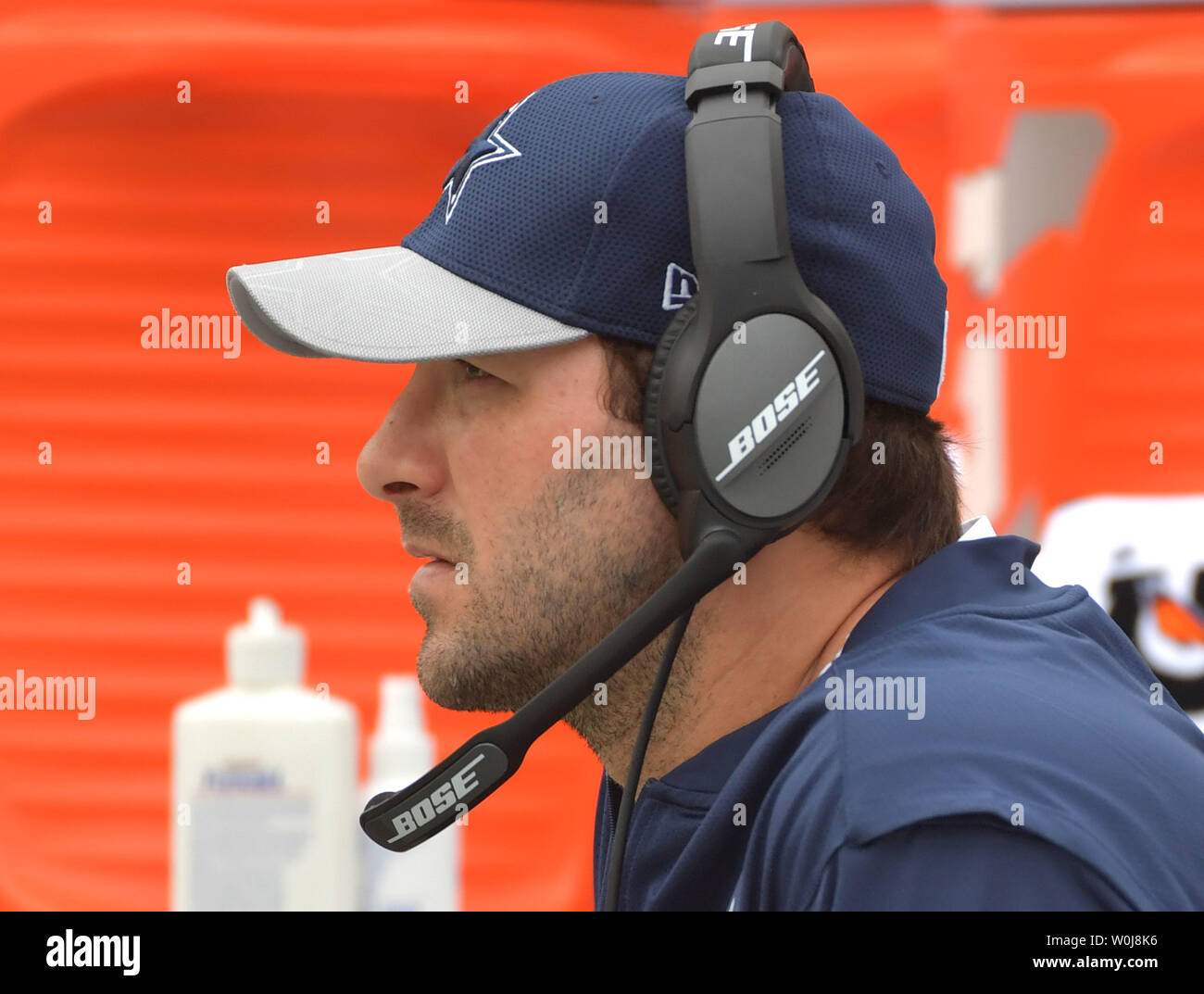 Dallas Cowboys Tony Romo sits on the bench during the Cowboy's game ...
