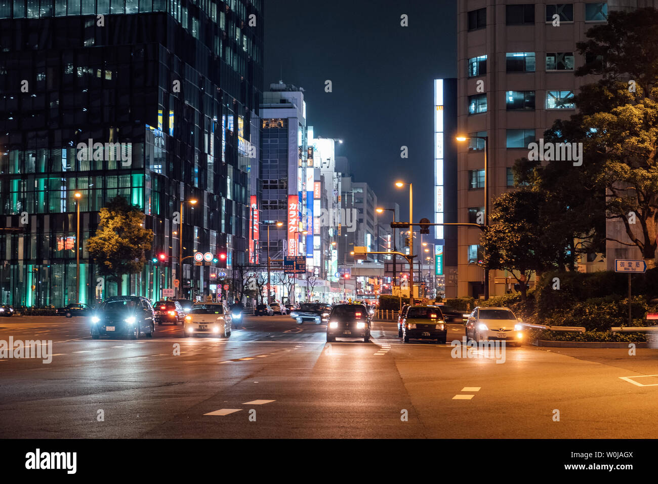 Osaka, Japan - Nov 10 2017 : Urban traffic with building skyscaper ...