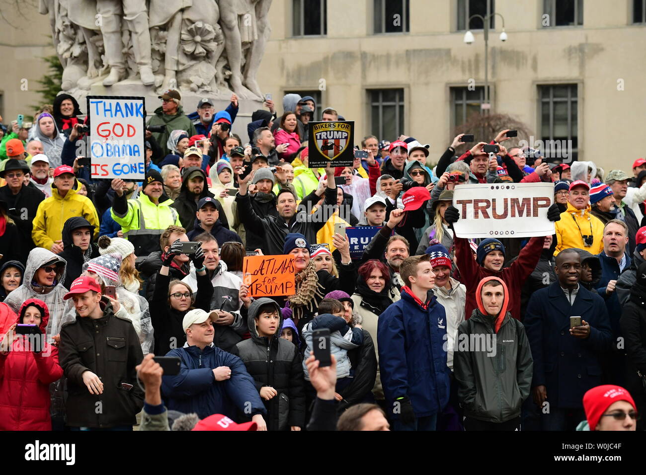 President Donald Trump and First Lady Melania Trump cheered during ...
