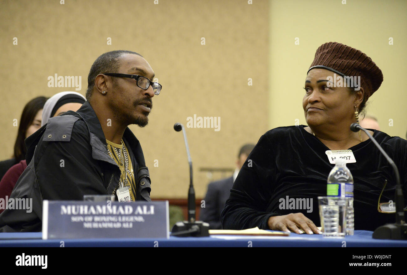 Muhammad Ali, Jr. (L), son of the heavyweight boxing legend, arrives ...