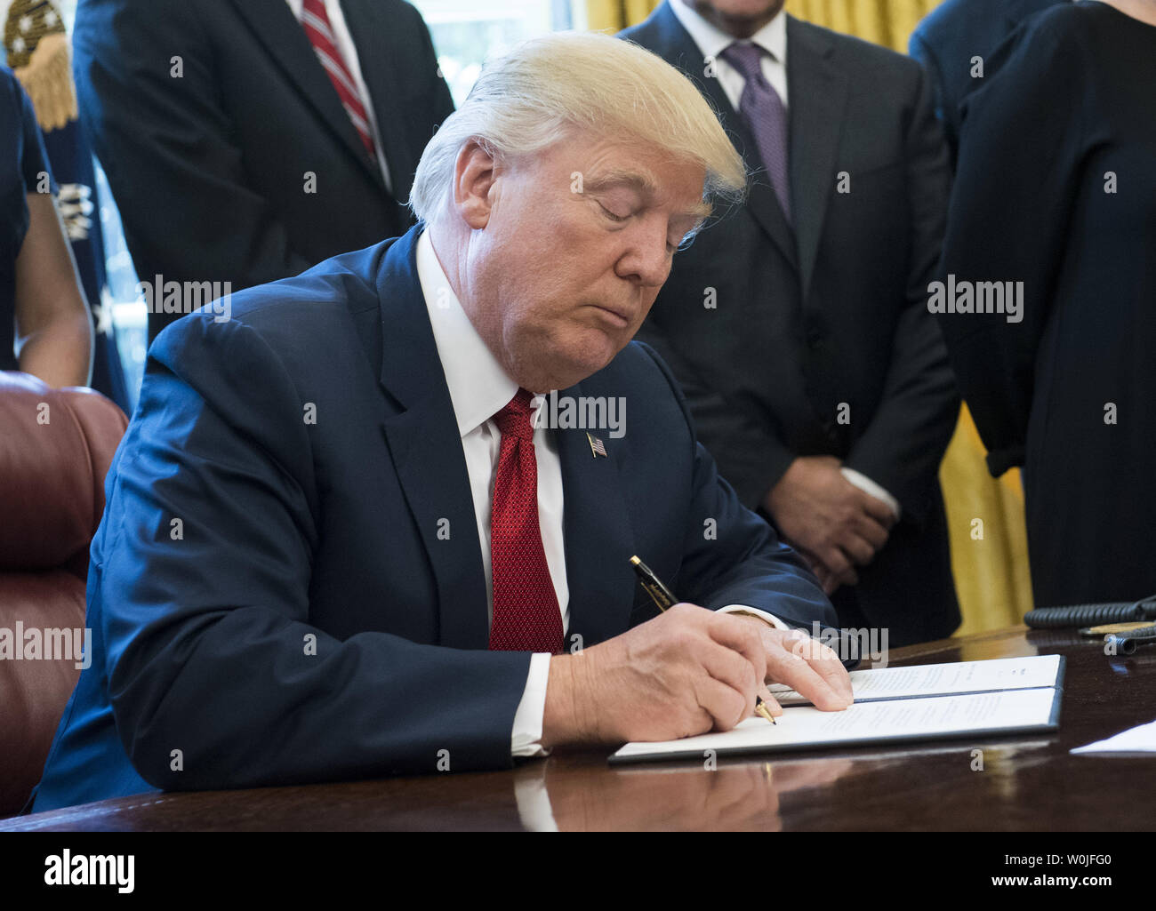 232 investigation hi-res stock photography and images - Alamy