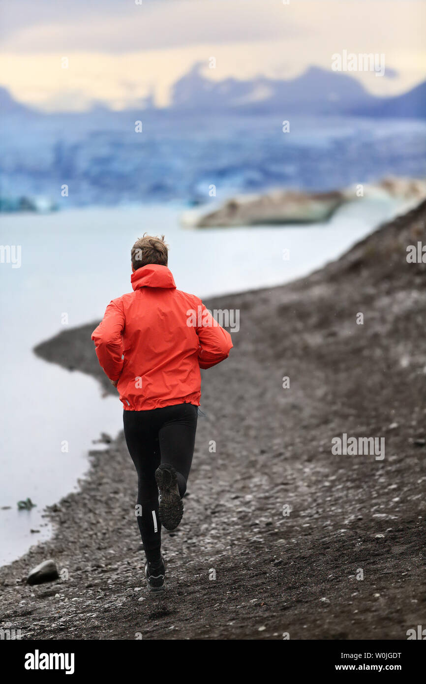 Iceberg Lake Trail High Resolution Stock Photography and Images - Alamy