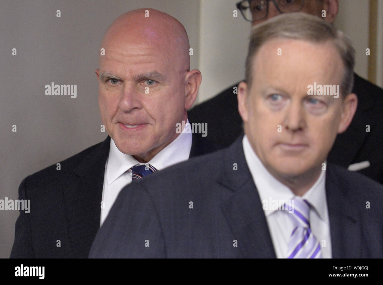 Mcmaster sean spicer hi-res stock photography and images - Alamy