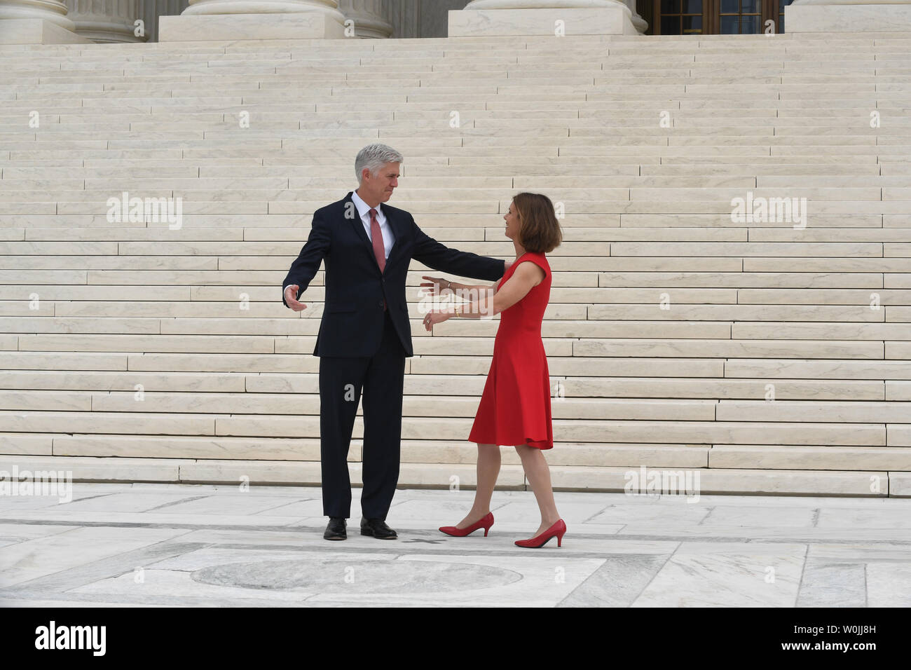 Neil gorsuch wife marie louise hi-res stock photography and images - Alamy
