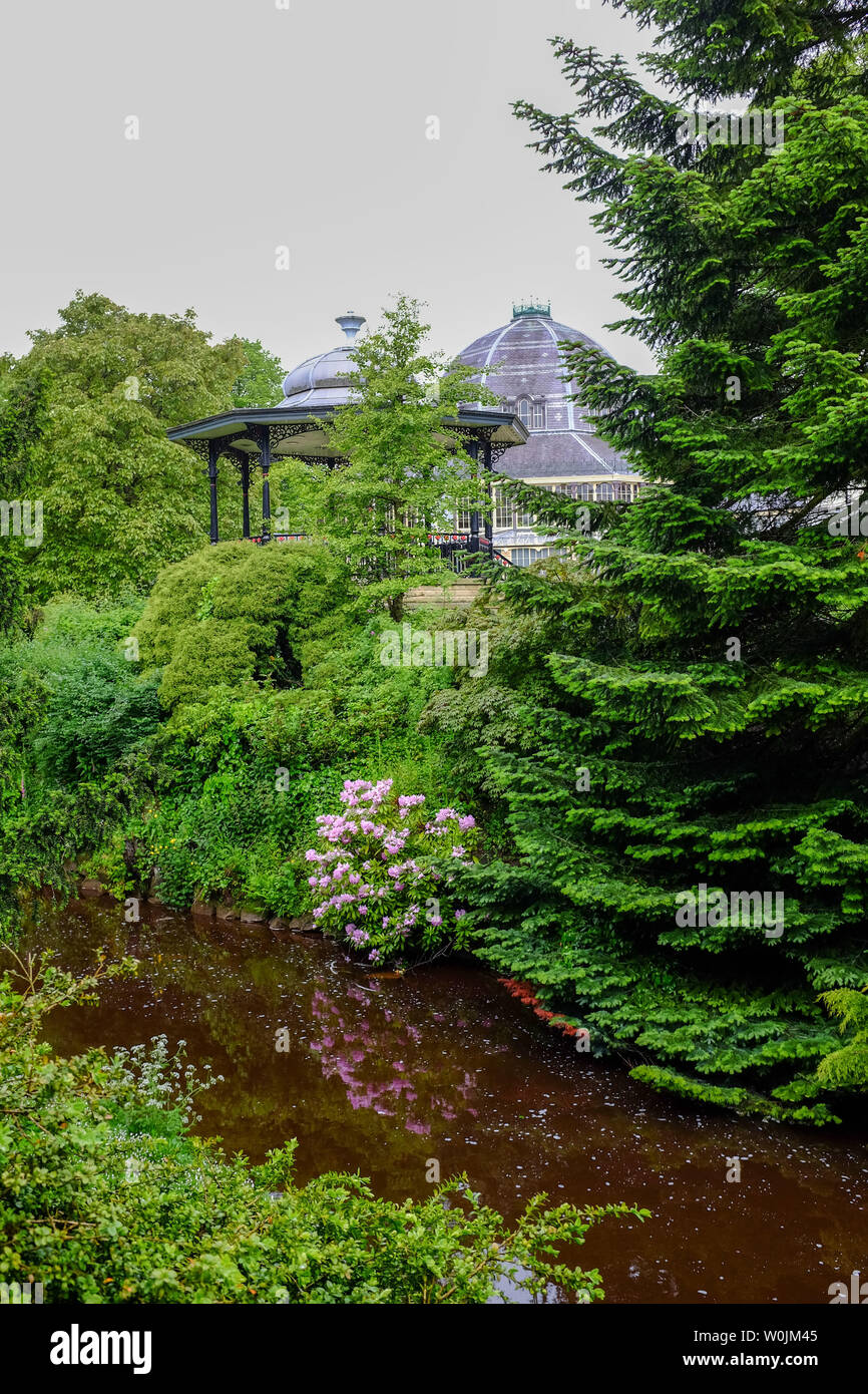 Pavilion gardens peak district hi-res stock photography and images - Alamy