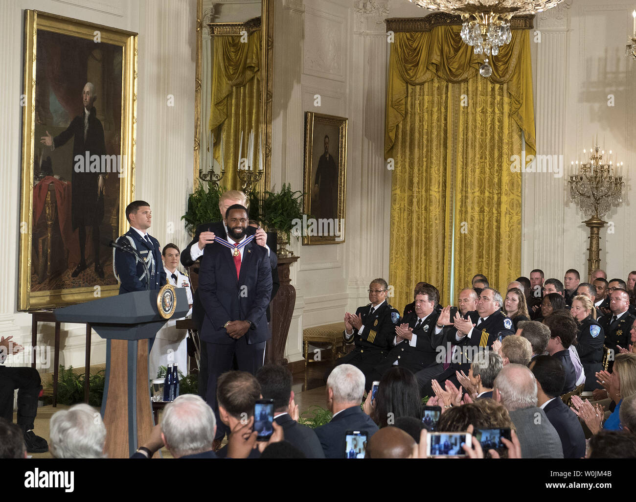 President Donald Trump awards the Medal of U.S. Capitol Police Officers ...
