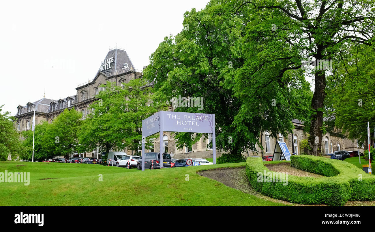 Palace hotel buxton hi-res stock photography and images - Alamy