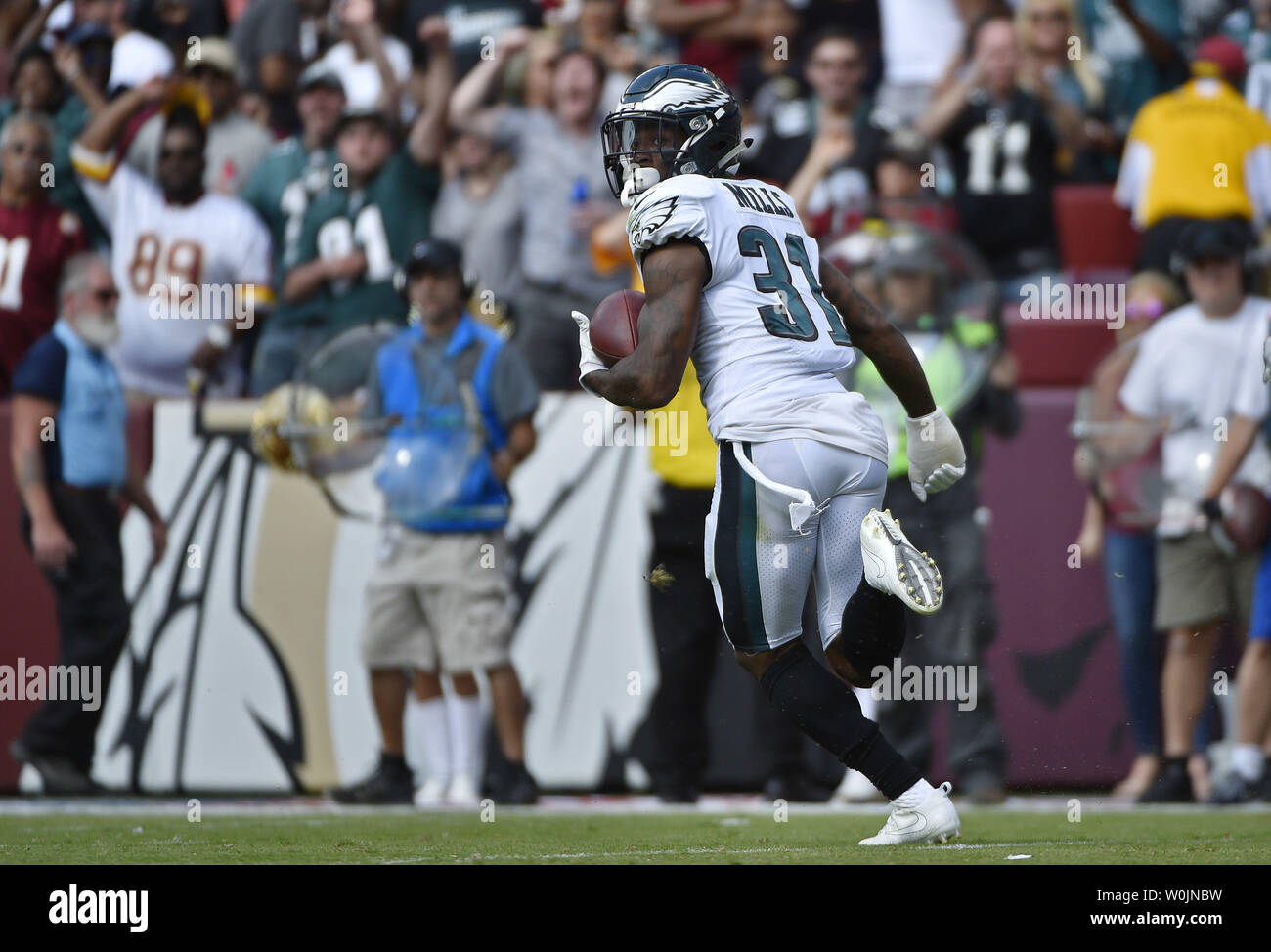 Jalen mills eagles hi-res stock photography and images - Alamy