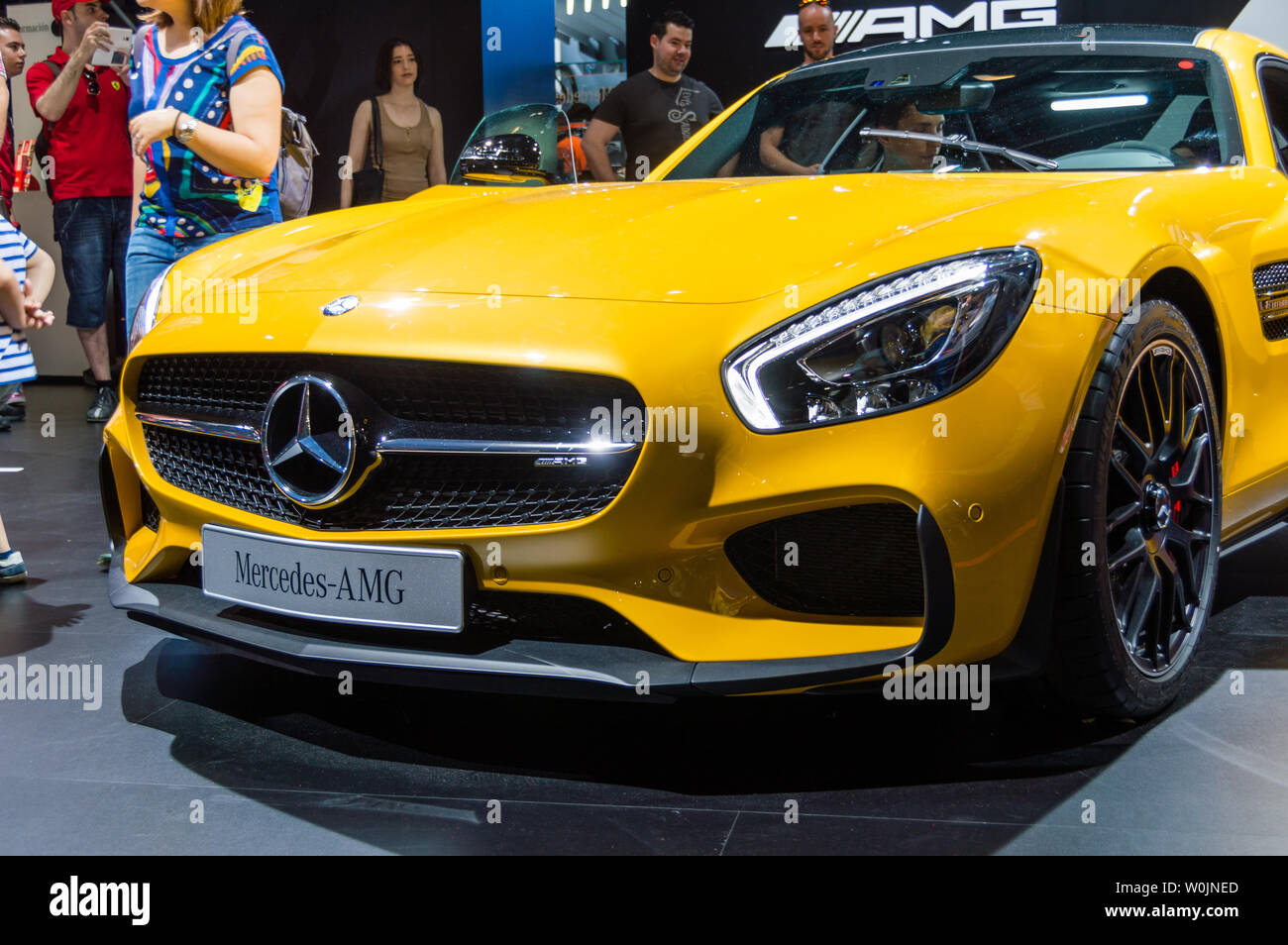 Auto automóvil hi-res stock photography and images - Alamy