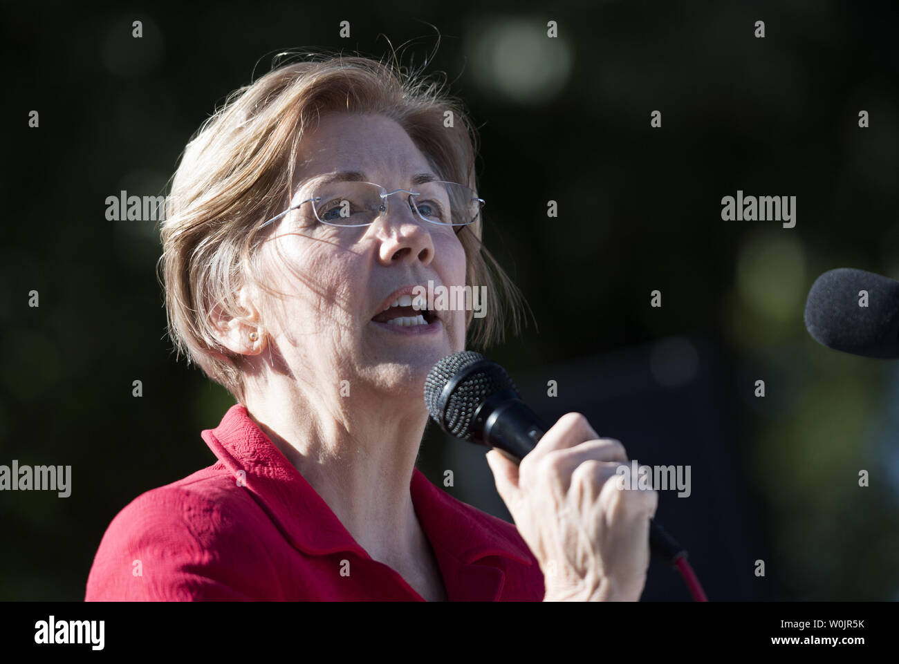 Elizabeth harvey hi-res stock photography and images - Alamy