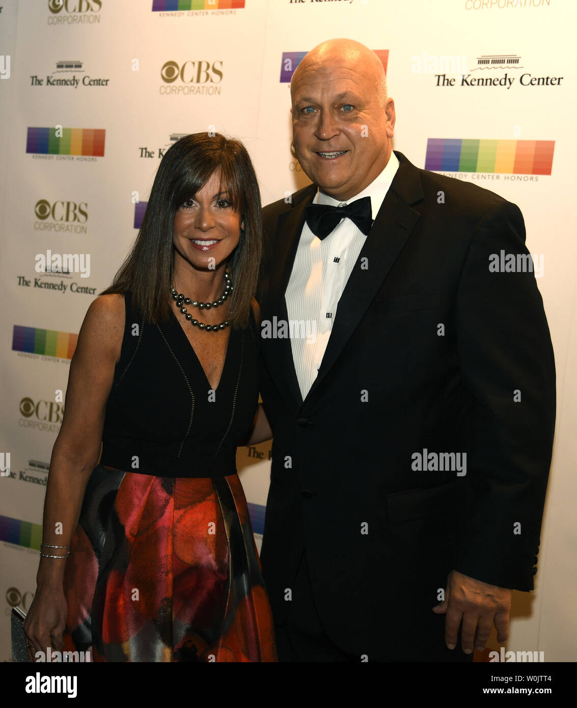 Former MLB Baltimore Orioles star and Hall of Famer Cal Ripken and ...