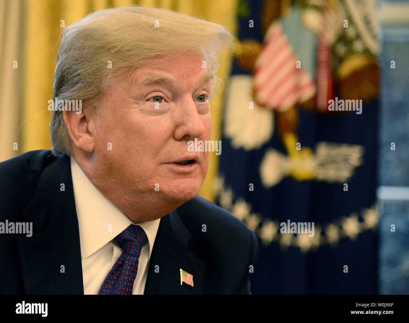 Solar panels white house washington hi-res stock photography and images ...