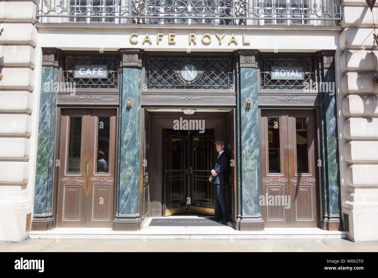 Hotel cafe royal london exterior hi-res stock photography and images ...