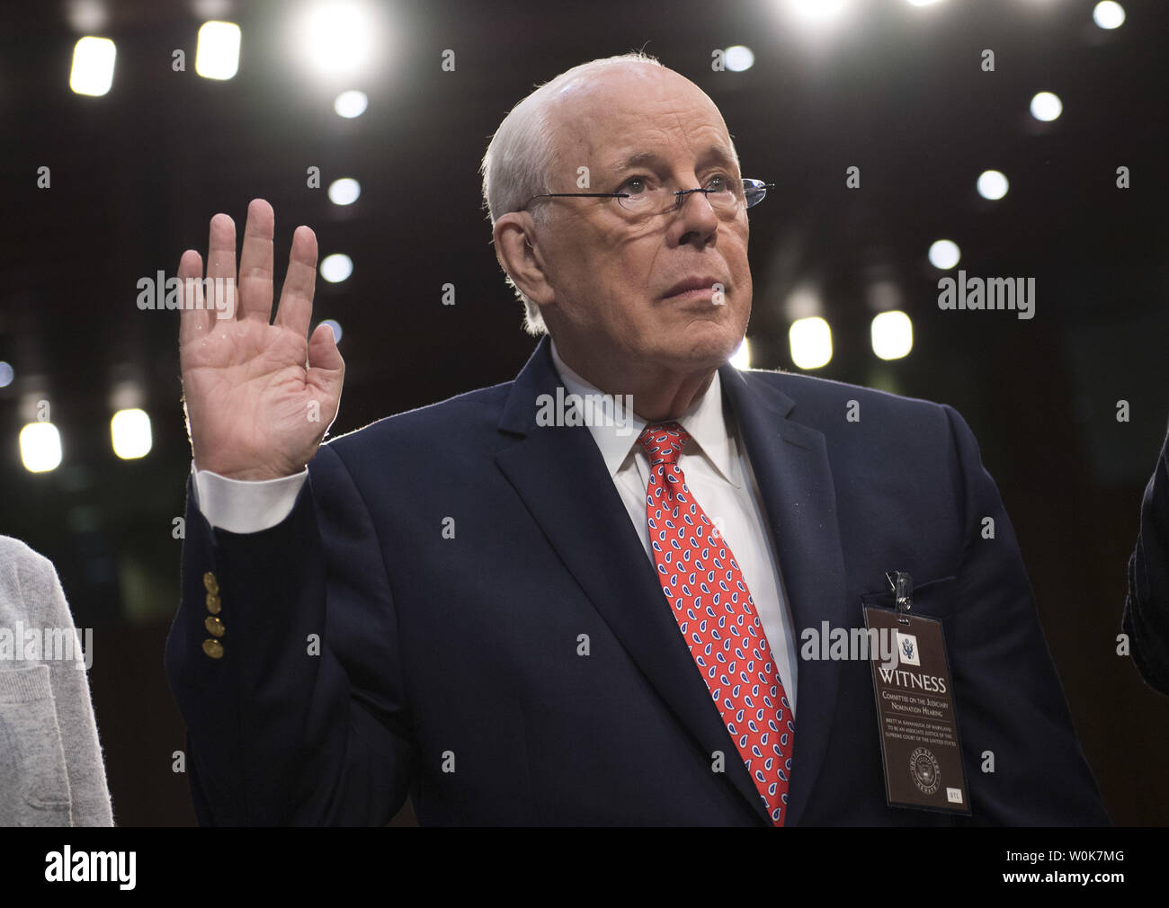 John dean sworn hi-res stock photography and images - Alamy