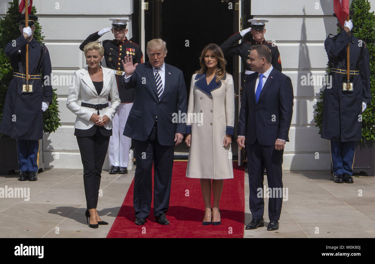 Mrs Kornhauser-Duda, U.S. President Donald Trump, First lady Melania ...