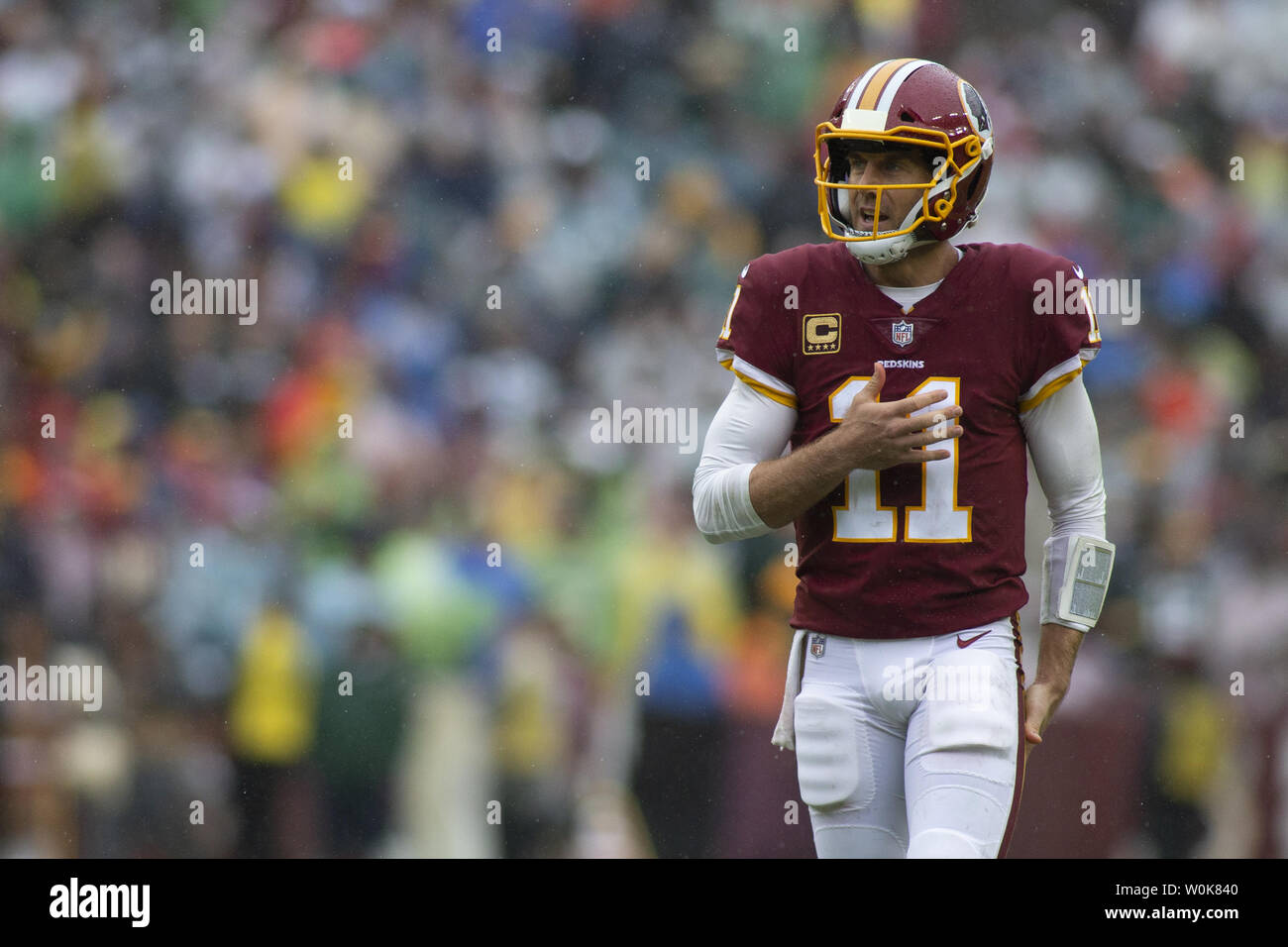 Chest pass hi-res stock photography and images - Alamy