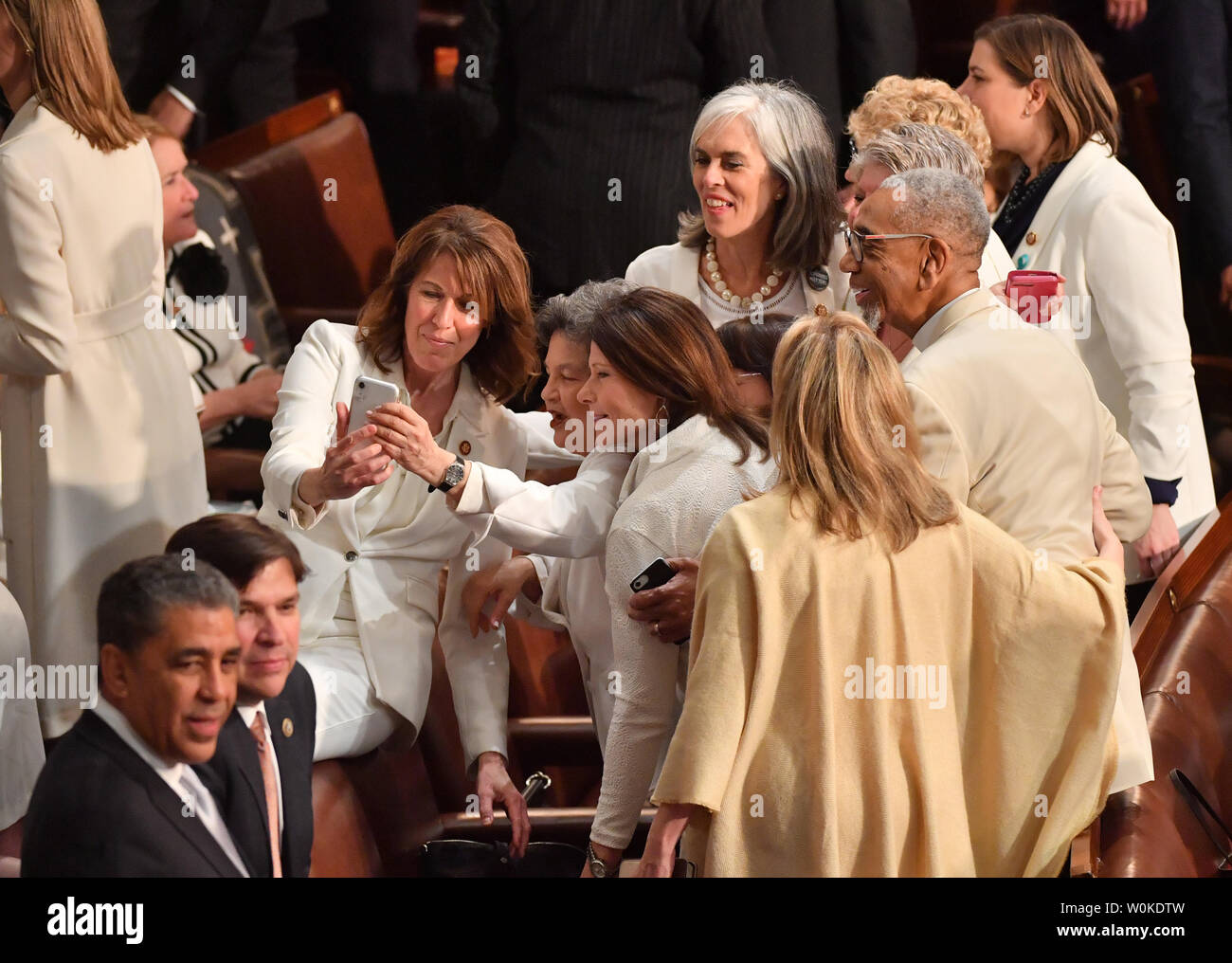 Women Democrats of the House, wearing white in honor of women's ...