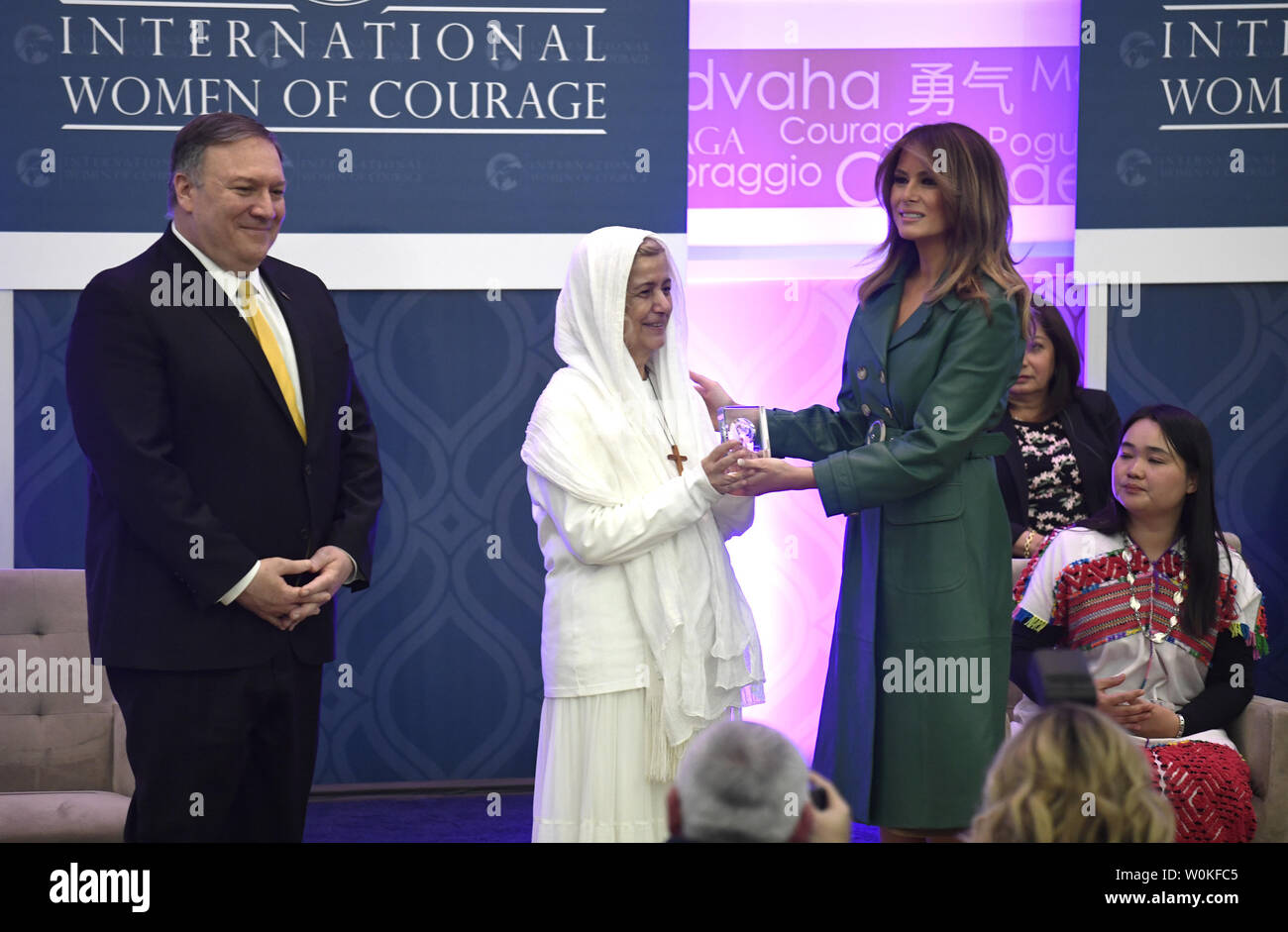 Magda gobran mam hi-res stock photography and images - Alamy