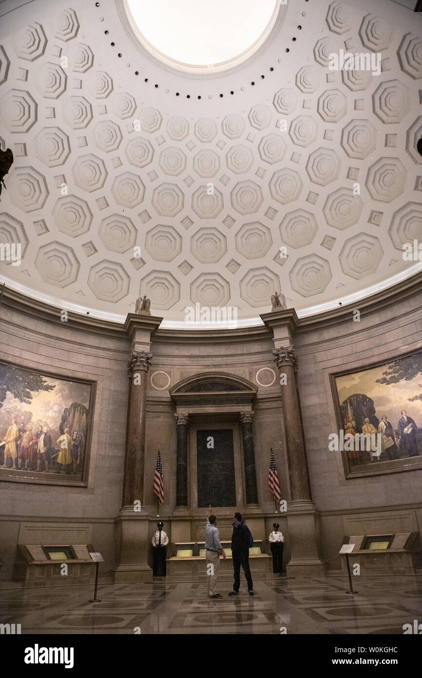 Shown national archives hi-res stock photography and images - Alamy