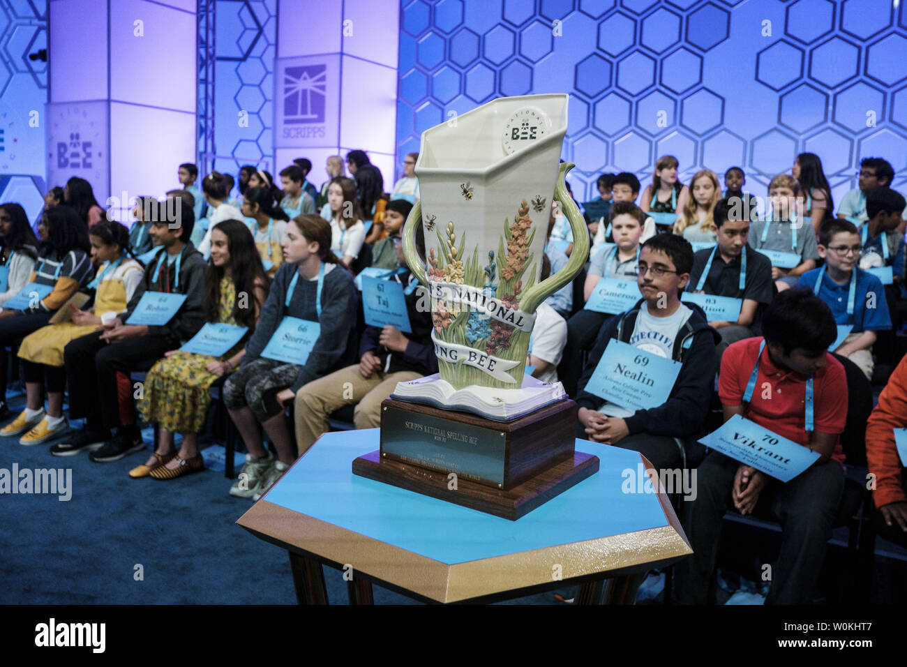 Spelling bee trophy hi-res stock photography and images - Alamy