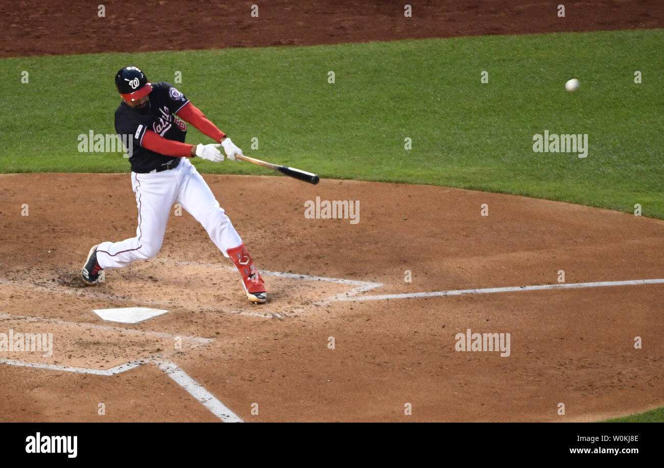 Washington Nationals Anthony Rendon connects for a two-run RBI double ...