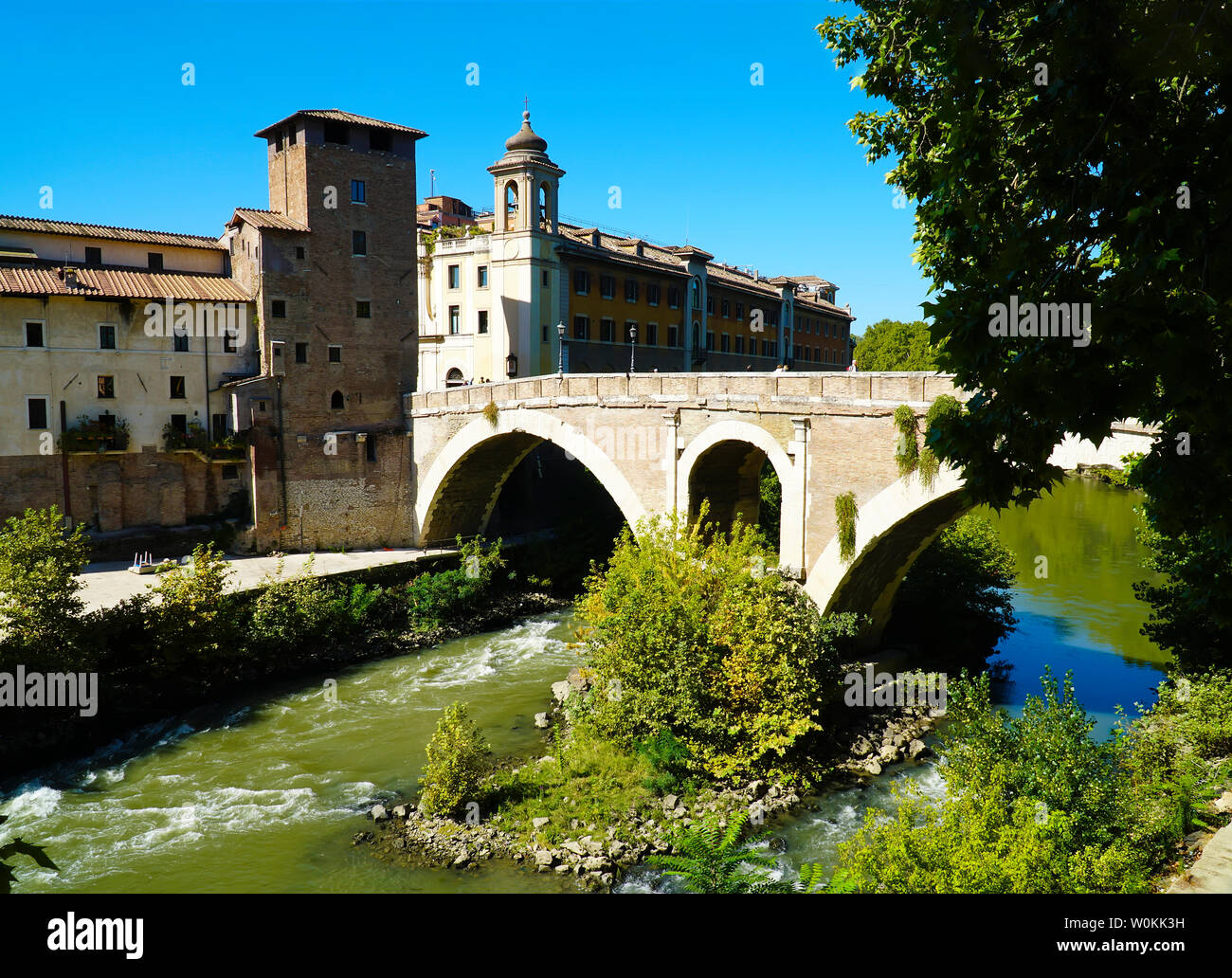The Pons Fabricius or Ponte dei Quattro Capi, is the oldest Roman ...