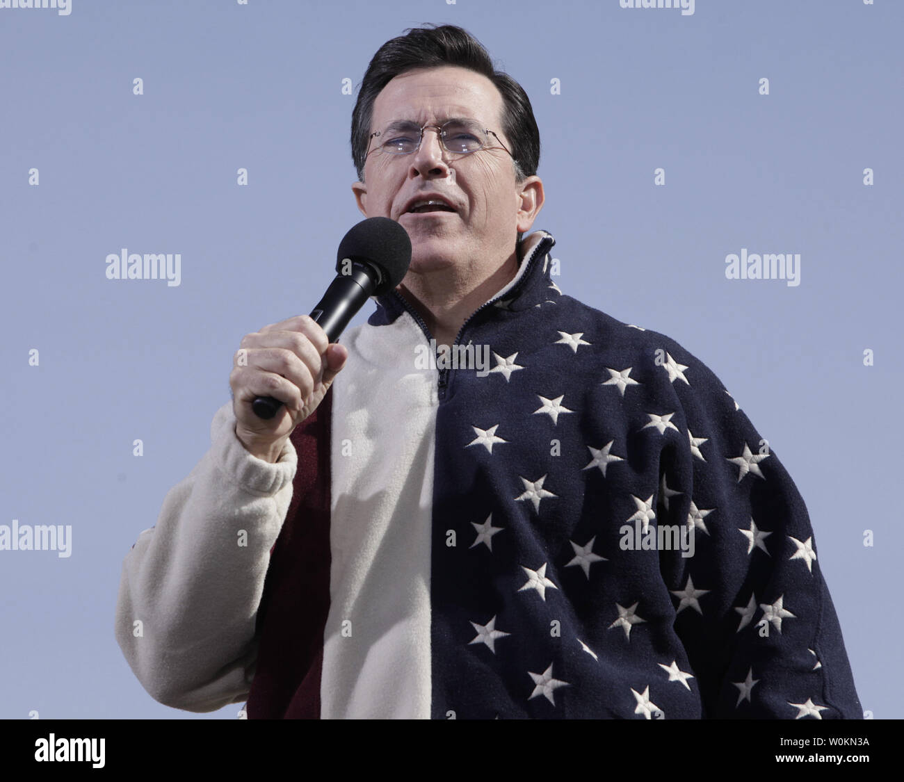 Comedy Central comedian Stephen Colbert performs during the "Rally to ...