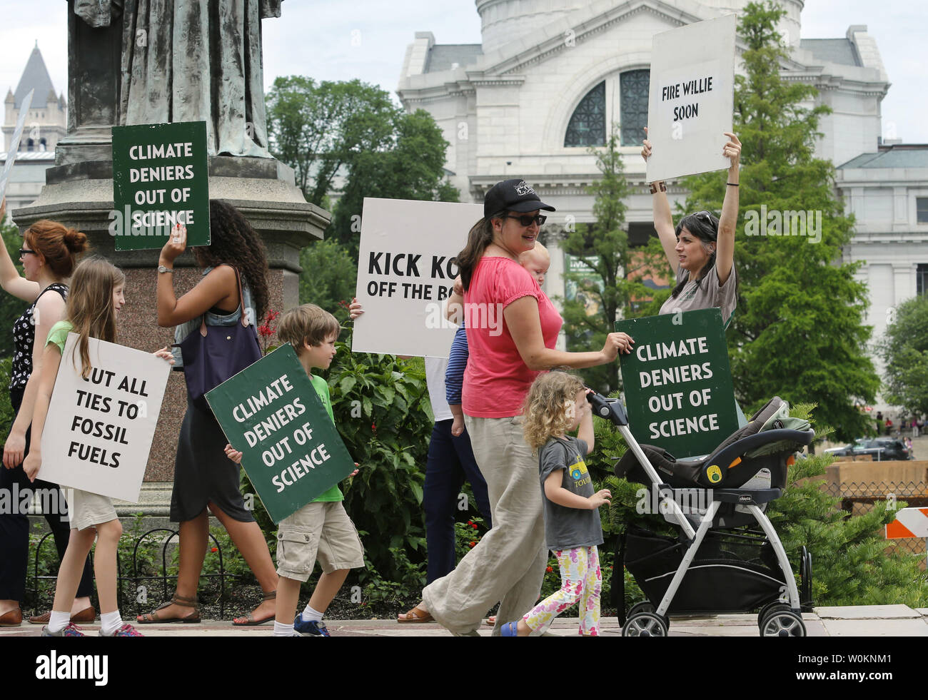 Unscientific scientists hi-res stock photography and images - Alamy