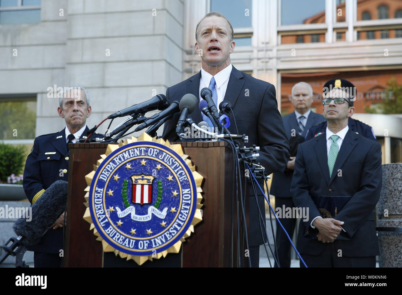 Fbi agent field hi-res stock photography and images - Alamy