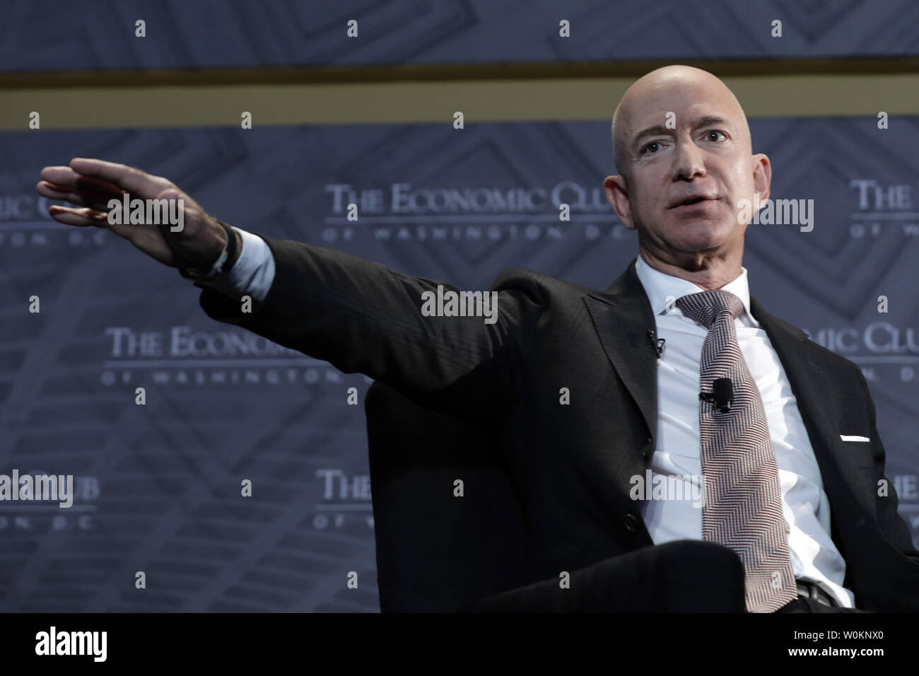 Jeff Bezos, CEO and Founder, Amazon speaks at The Economic Club ...